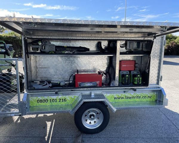 Lawn Rite Goes Green With Solar | Blog Item - Lawn Rite Lawn Rite Goes Green With Solar | Blog Item - Lawn Rite